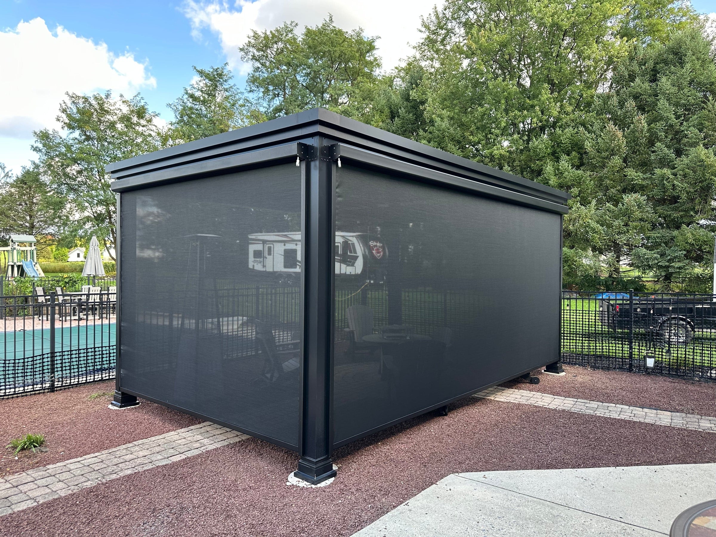 Pergola Sun Shade | Solar Mesh Pergola Sun Screen | The Luxury Pergola